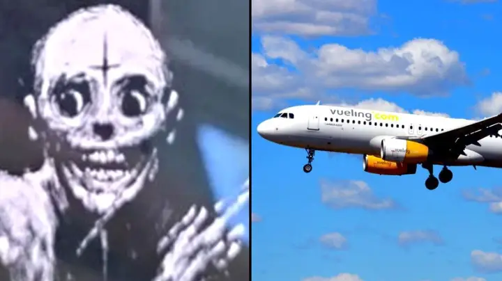 Flight Delayed After Passengers Received Death Threats And Skeleton ...