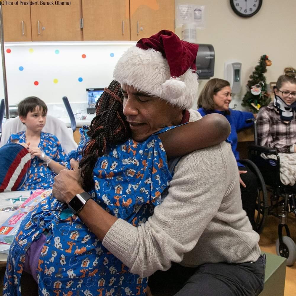 Barack Obama Plays Santa Claus As He Surprises Children With Christmas ...