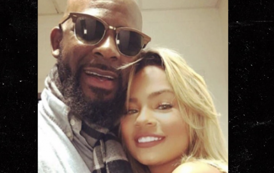 R. Kelly's Ex-Girlfriend Halle Calhoun, Says He Physically Abused Her ...